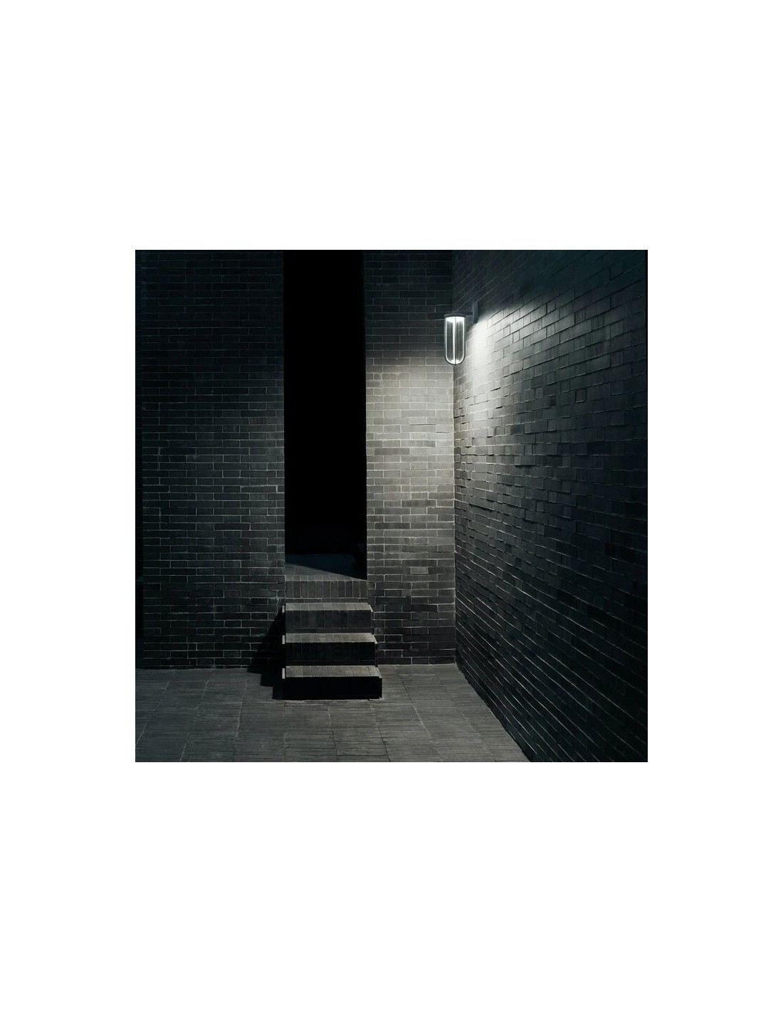 FLOS Luminaires Haut de Gamme. Lampe, abat-jour marque FLOS